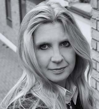 About Us – MoonXcribe